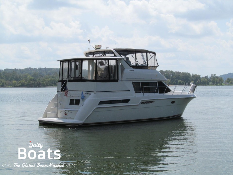 1997 Carver 405 Double Cabin Motor Yacht for sale. View price, photos ...