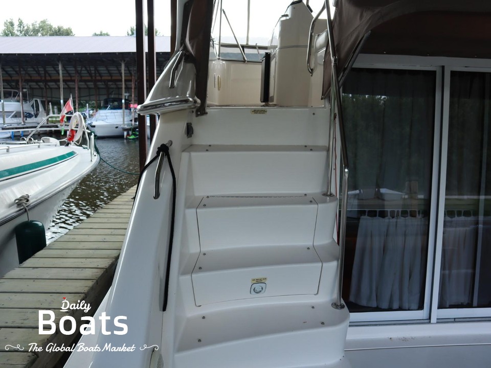 Sea Ray 440 Express Bridge for sale. View price, photos and Buy Sea Ray ...