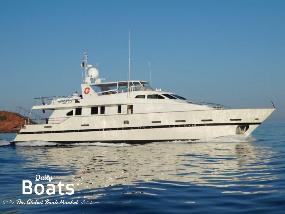 1990 Azimut 90 Europa for sale. View price, photos and Buy 1990 Azimut ...