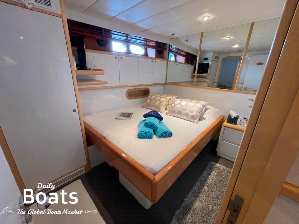 1990 Azimut 90 Europa for sale. View price, photos and Buy 1990 Azimut ...