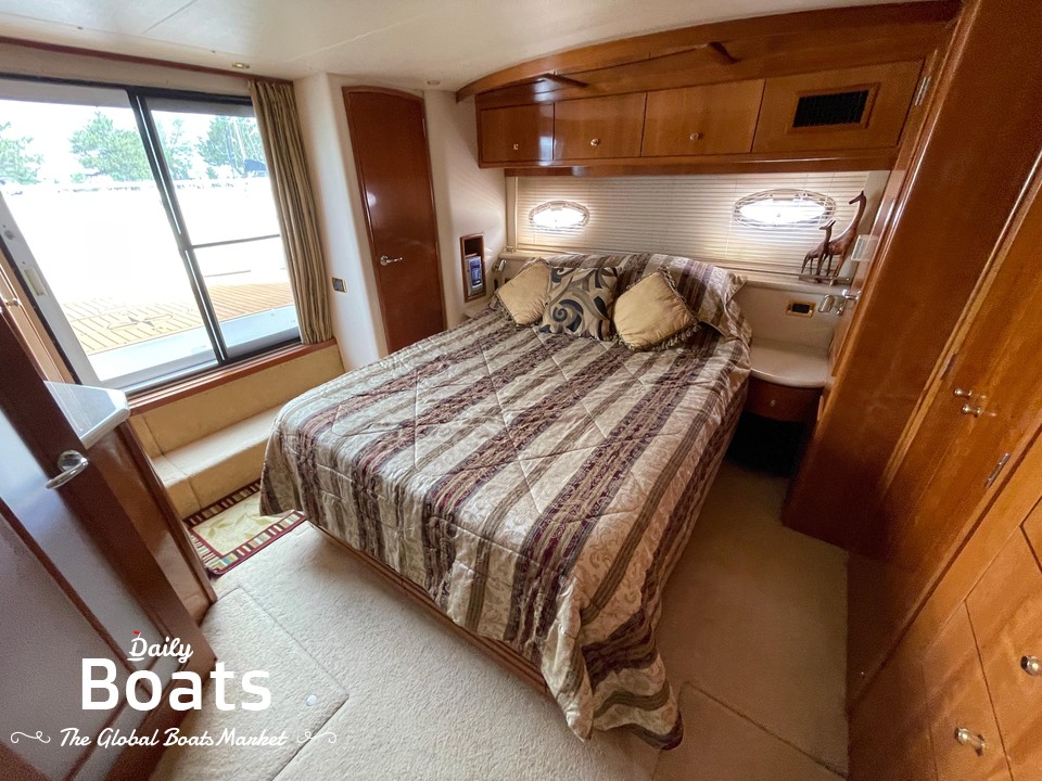 2002 Carver 564 Cockpit Motor Yacht for sale. View price, photos and ...