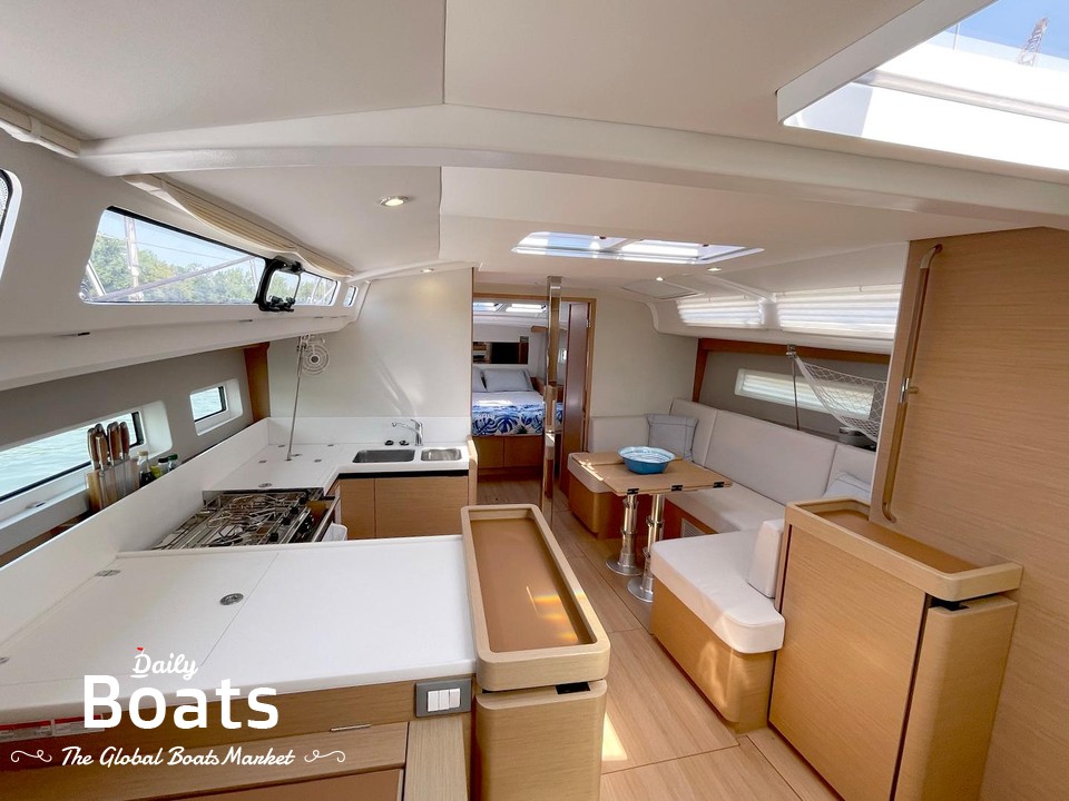 2019 Jeanneau 440 for sale. View price, photos and Buy 2019 Jeanneau ...