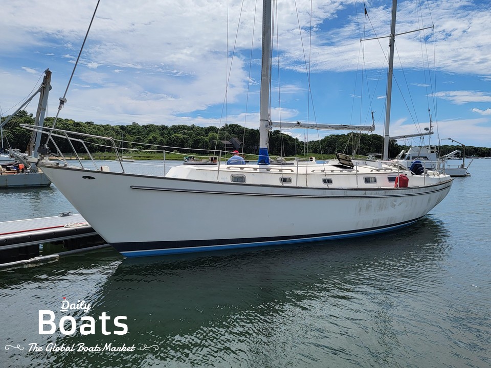 Used Pearson 424 ketch worthy project for sale - Daily Boats