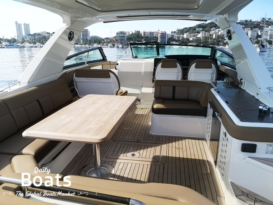 2019 Sea Ray Slx 400 Ob for sale. View price, photos and Buy 2019 Sea ...