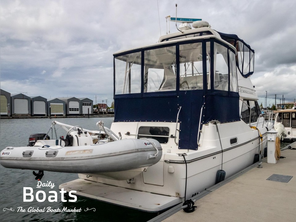 2000 Bayliner 4087 Aft Cabin Motoryacht for sale. View price, photos ...