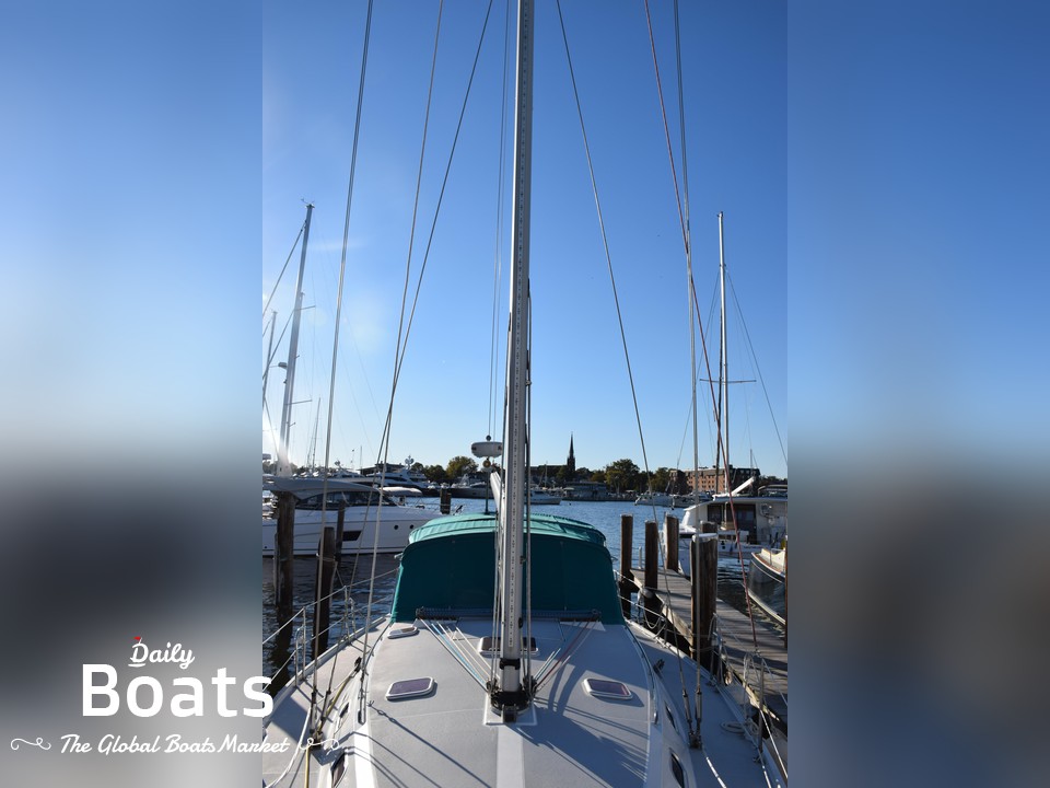 2005 Catalina 42-2C Mk Ii for sale. View price, photos and Buy 2005 ...