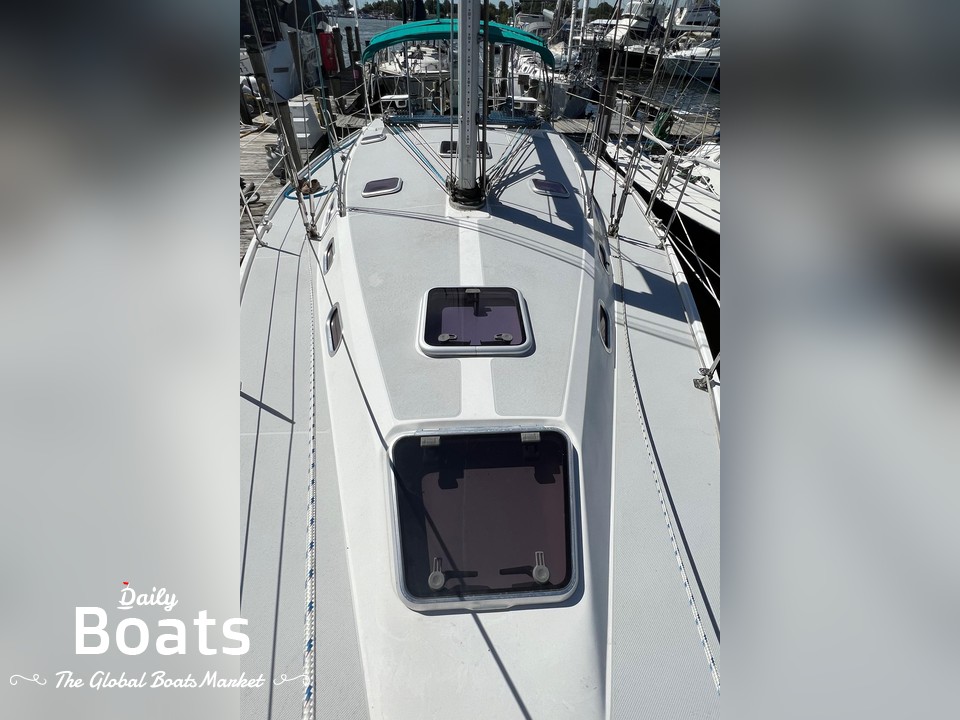 2005 Catalina 42-2C Mk Ii for sale. View price, photos and Buy 2005 ...