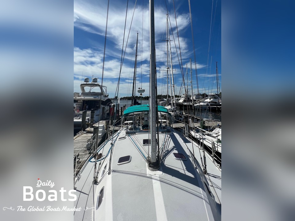 2005 Catalina 42-2C Mk Ii for sale. View price, photos and Buy 2005 ...