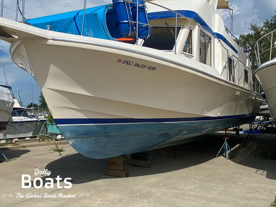 Floating houses Chris-Craft 45 for sale - Daily Boats