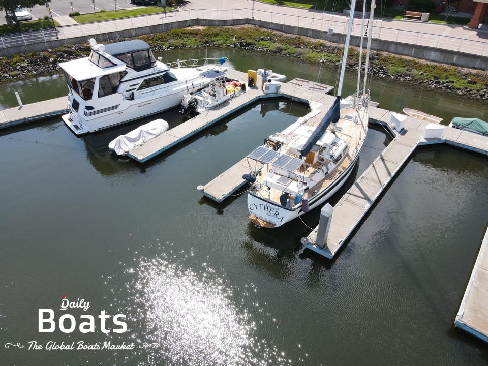 1999 Ted Brewer 44 Pilothouse for sale. View price, photos and Buy 1999 ...