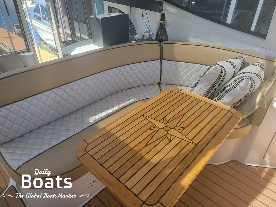 2003 Carver 564 Cockpit Motor Yacht for sale. View price, photos and ...