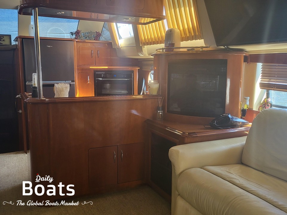 2003 Carver 564 Cockpit Motor Yacht for sale. View price, photos and ...