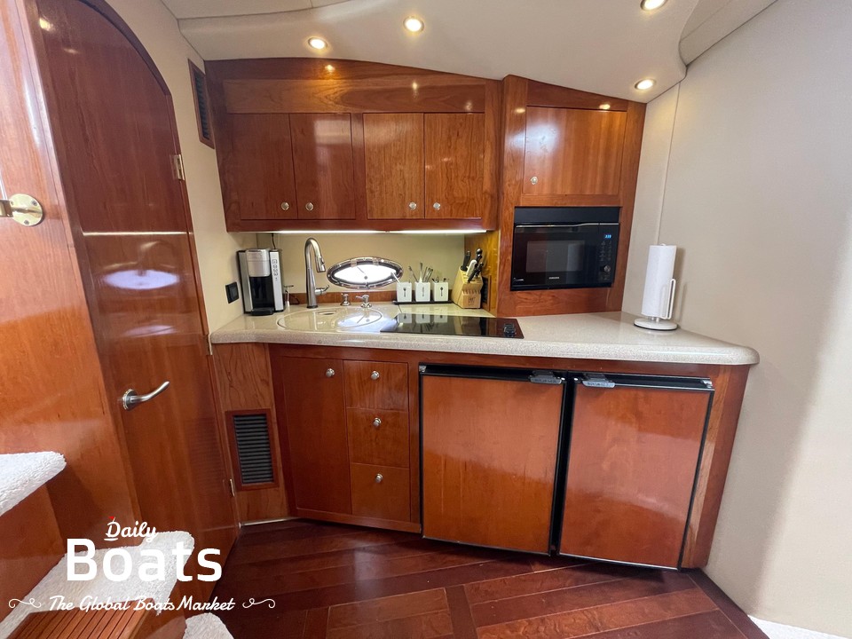 2004 Cruisers Yachts 400 Express for sale. View price, photos and Buy ...