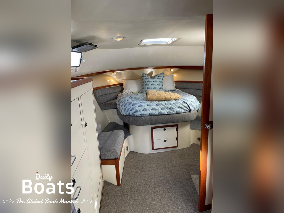 1995 Albin 32 + 2 Command Bridge for sale. View price, photos and Buy ...