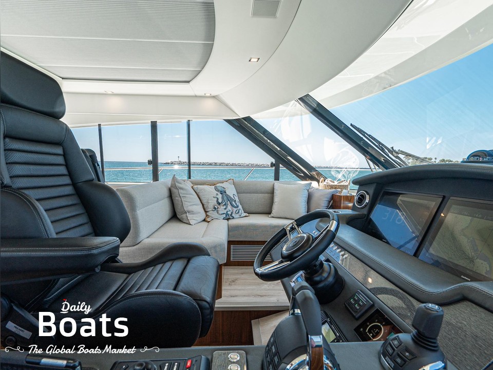 2019 Riviera 5400 Sport Yacht for sale. View price, photos and Buy 2019 ...