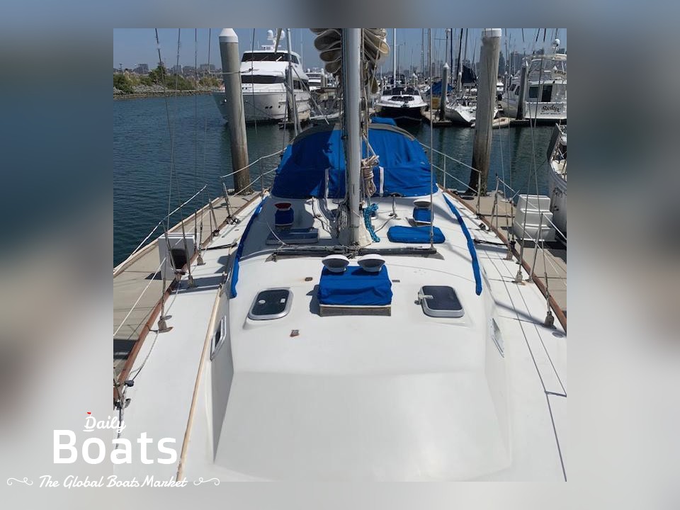 1983 C&C Landfall 43 for sale. View price, photos and Buy 1983 C&C ...