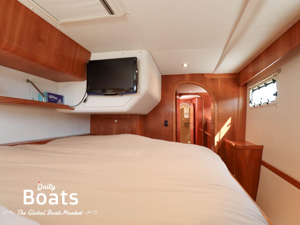 2011 Antares 44I for sale. View price, photos and Buy 2011 Antares 44I ...