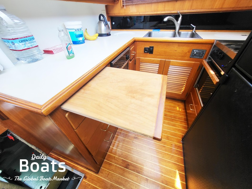 1992 Tollycraft Motor Yacht for sale. View price, photos and Buy 1992 ...