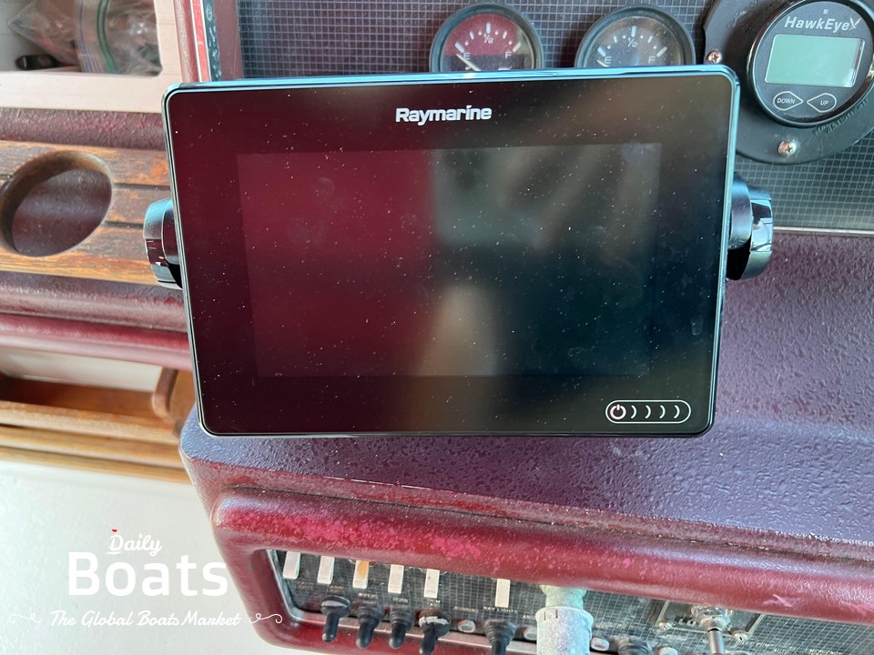 1989 Sea Ray Sun Dancer for sale. View price, photos and Buy 1989 Sea ...