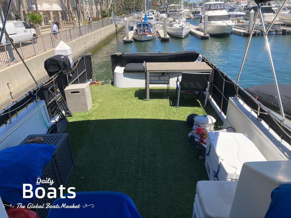 1984 Uniflite Yacht Home for sale. View price, photos and Buy 1984 ...