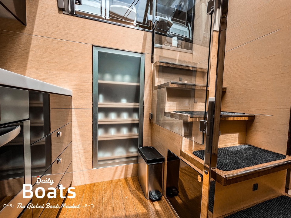 2013 Cranchi 64 Ht for sale. View price, photos and Buy 2013 Cranchi 64 ...