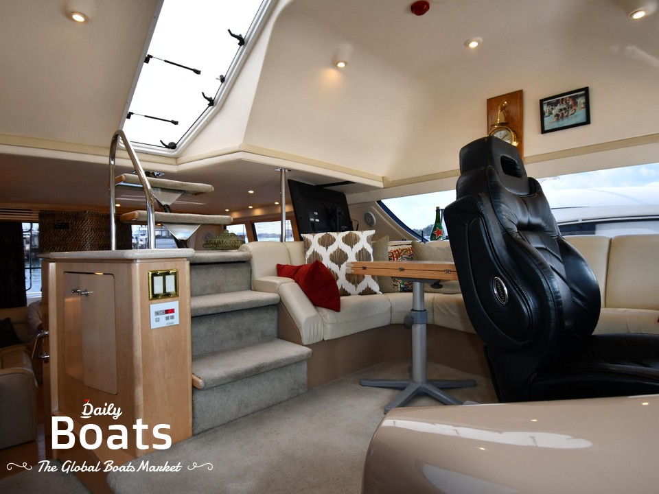 1998 Carver 530 Voyager Pilothouse for sale. View price, photos and Buy ...