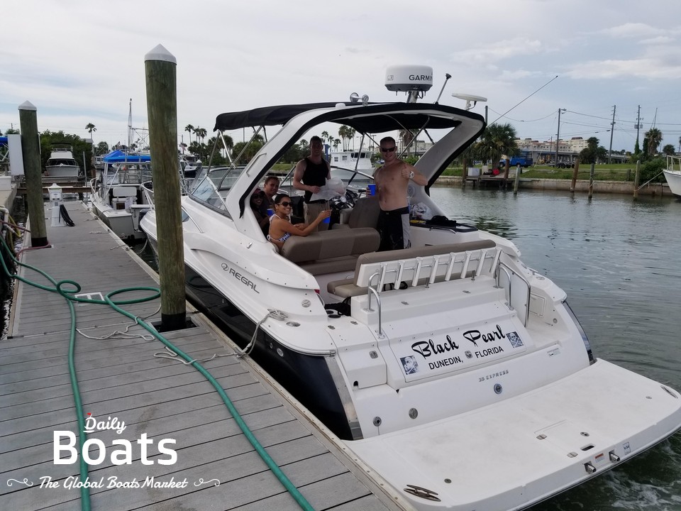 2013 Regal 35 Express Cruiser for sale. View price, photos and Buy 2013 ...