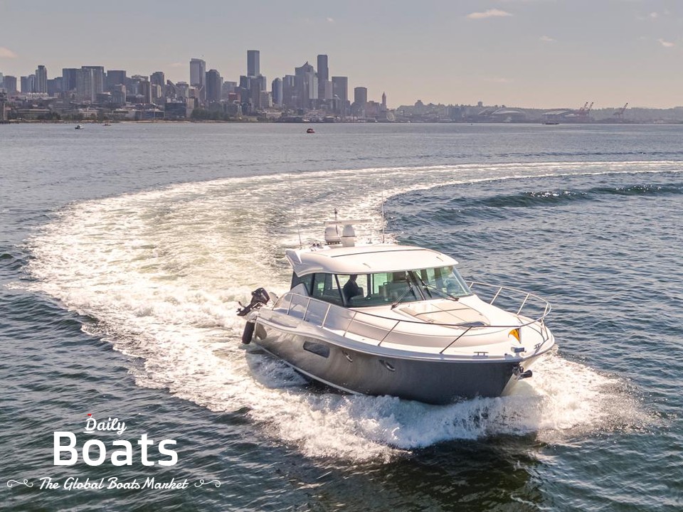 2019 Tiara Yachts 44 Coupe for sale. View price, photos and Buy 2019 ...