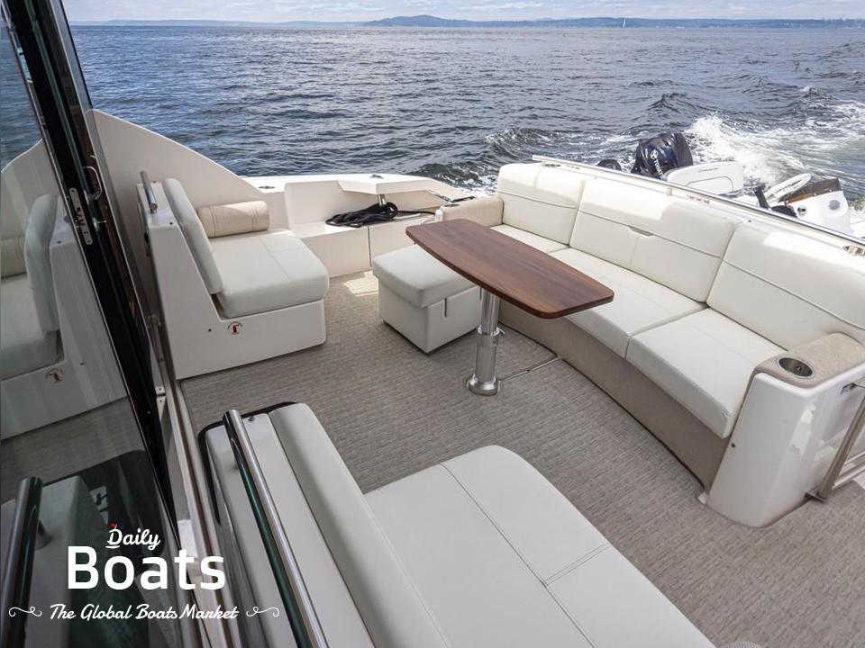 2019 Tiara Yachts 44 Coupe for sale. View price, photos and Buy 2019 ...