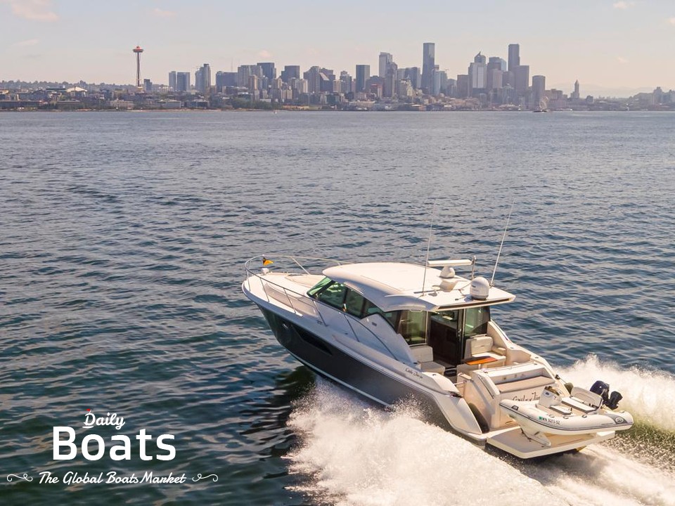 2019 Tiara Yachts 44 Coupe for sale. View price, photos and Buy 2019 ...