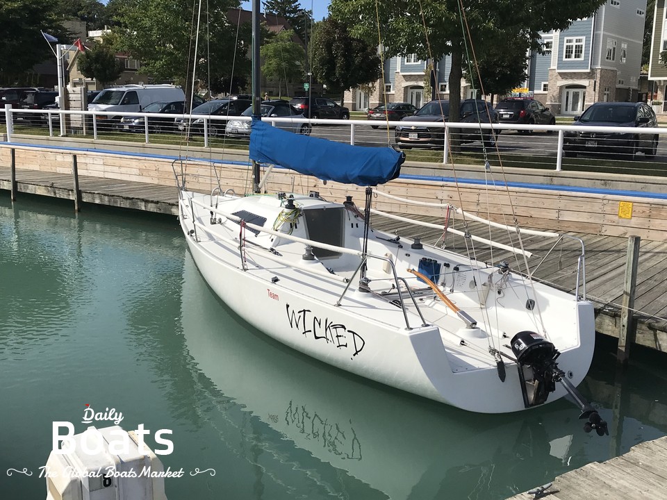 1995 B-Boats B32 for sale. View price, photos and Buy 1995 B-Boats B32 ...