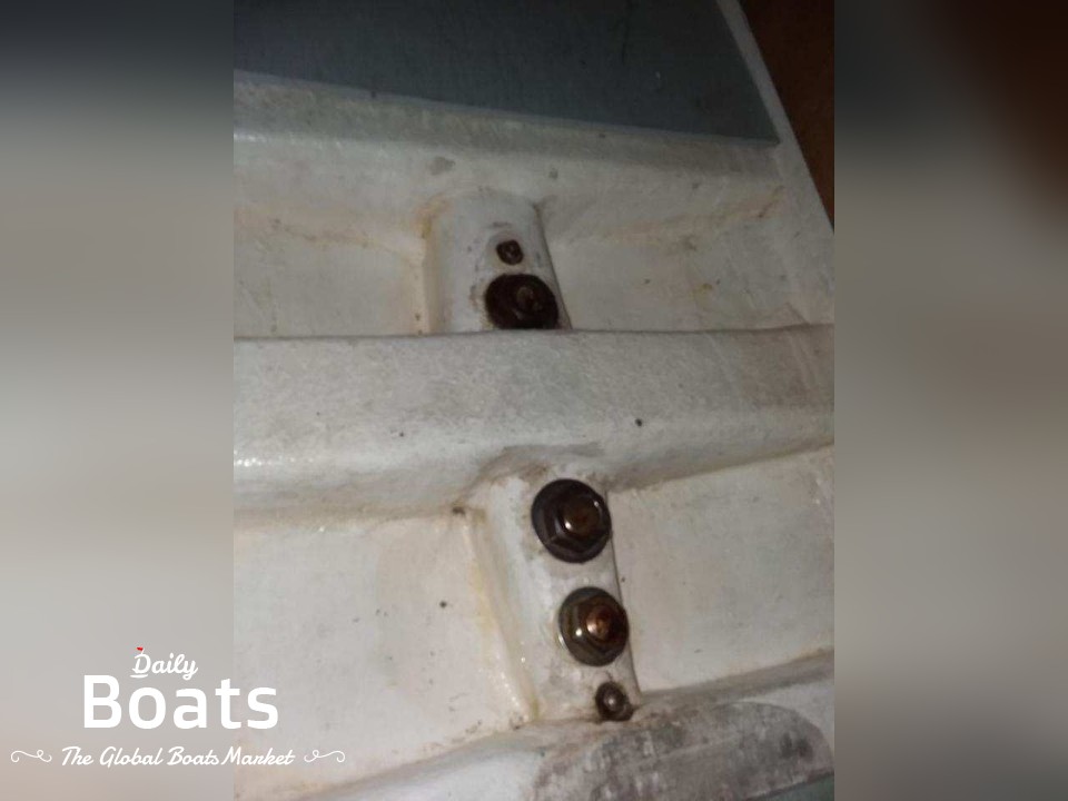 1995 B-Boats B32 for sale. View price, photos and Buy 1995 B-Boats B32 ...