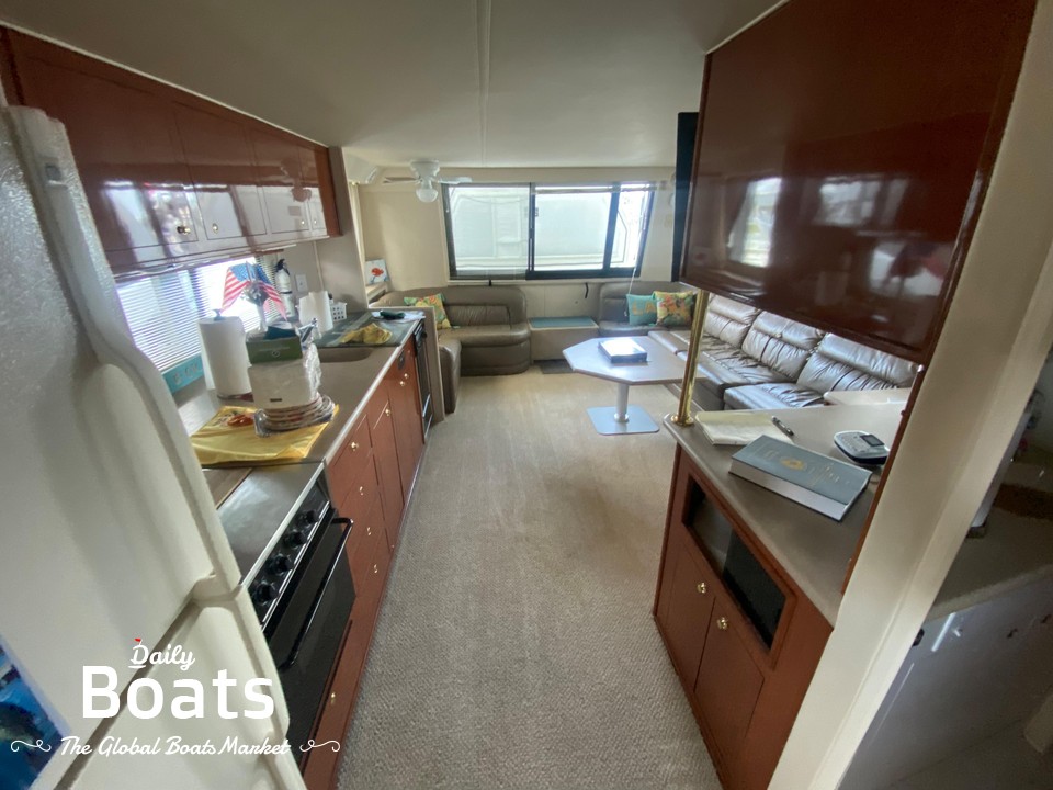 2002 Harbor Master 52 Pilot House Wide Body River Yacht for sale. View ...