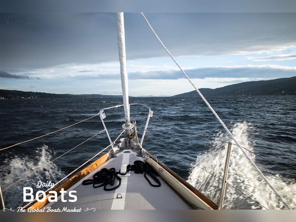 1976 Sparkman & Stephens Iw 31 for sale. View price, photos and Buy 1976 Sparkman & Stephens Iw ...