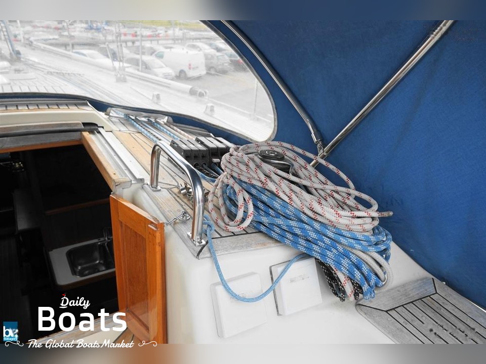 1985 Comfort Yachts Comfortina 39 for sale. View price, photos and Buy ...