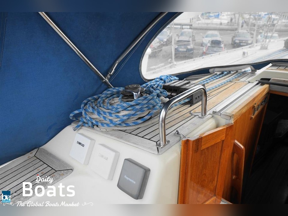 1985 Comfort Yachts Comfortina 39 for sale. View price, photos and Buy ...