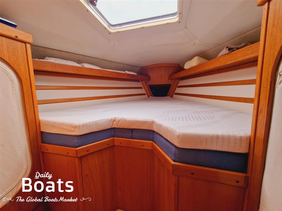 1989 Dynamic 37 for sale. View price, photos and Buy 1989 Dynamic 37 ...