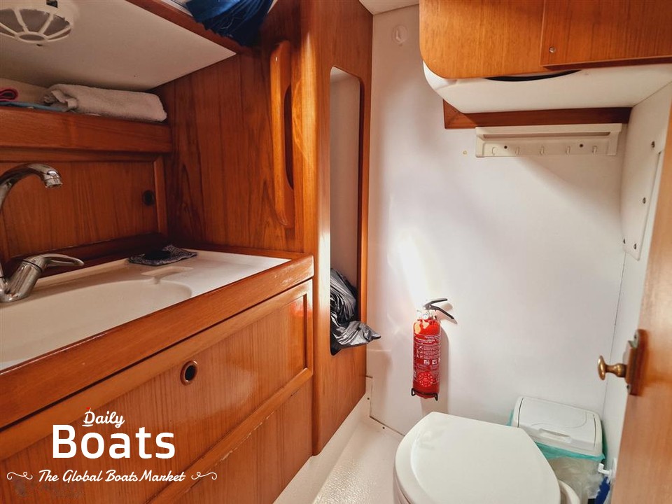 1989 Dynamic 37 for sale. View price, photos and Buy 1989 Dynamic 37 ...