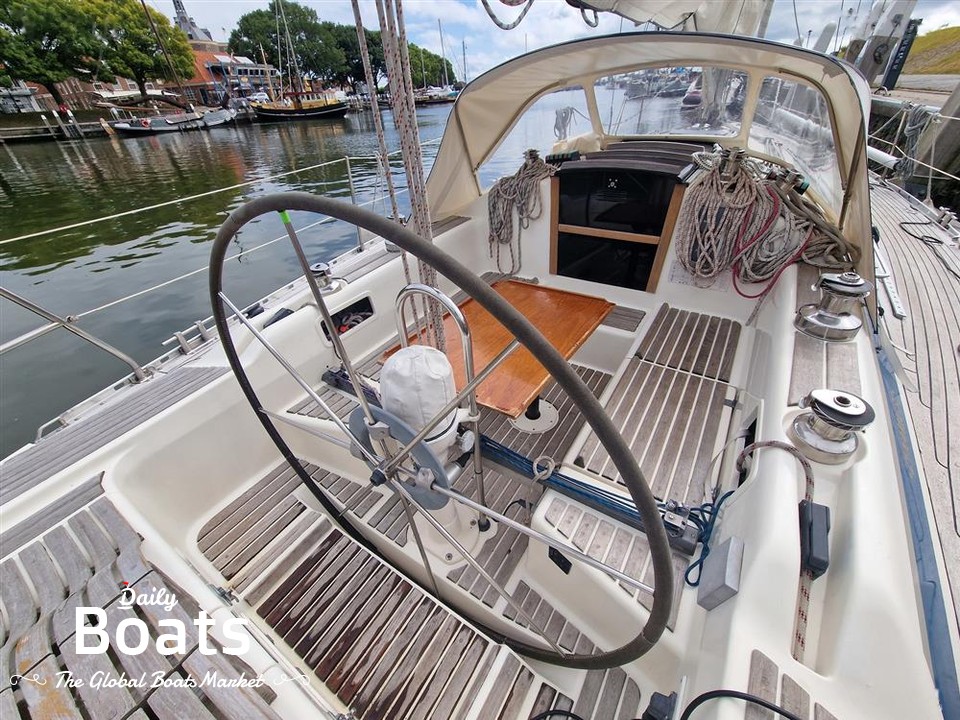 1989 Dynamic 37 for sale. View price, photos and Buy 1989 Dynamic 37 ...