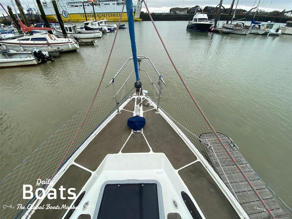 1980 Colvic Craft Countess 28 for sale. View price, photos and Buy 1980 ...