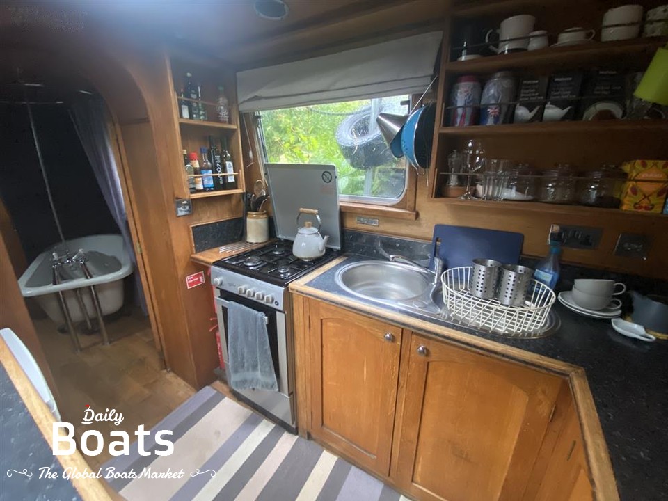 2007 Simpson Boats 52' Josher Bow Traditional Stern Narrowboat for sale ...