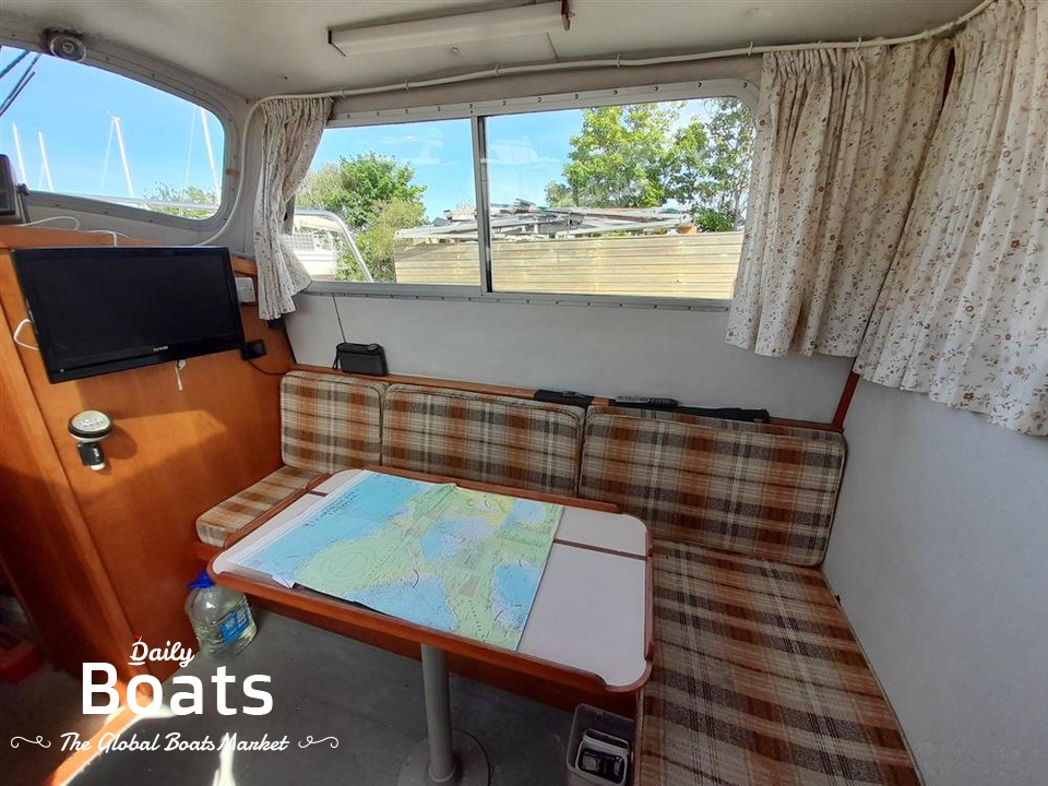 1985 Cheverton Boats 27 for sale. View price, photos and Buy 1985 ...