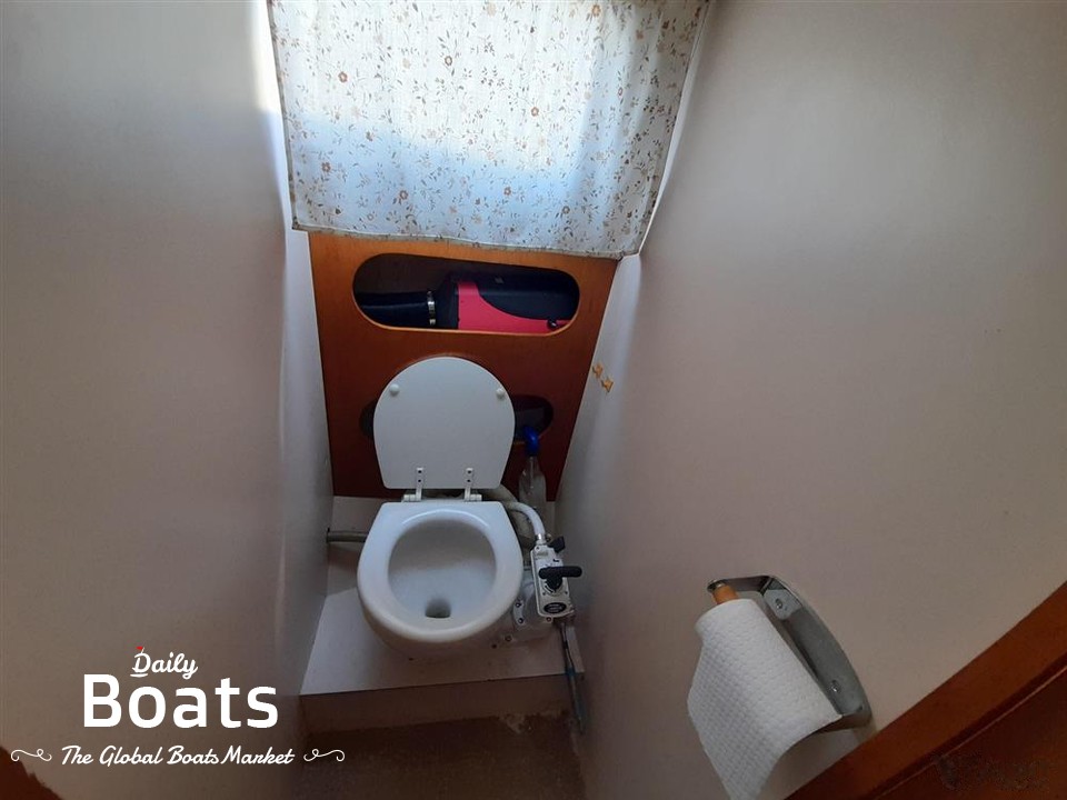 1985 Cheverton Boats 27 for sale. View price, photos and Buy 1985 ...