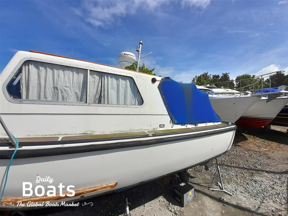 1985 Cheverton Boats 27 for sale. View price, photos and Buy 1985 ...