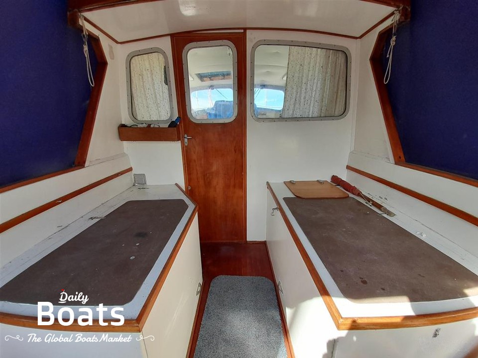 1985 Cheverton Boats 27 for sale. View price, photos and Buy 1985 ...