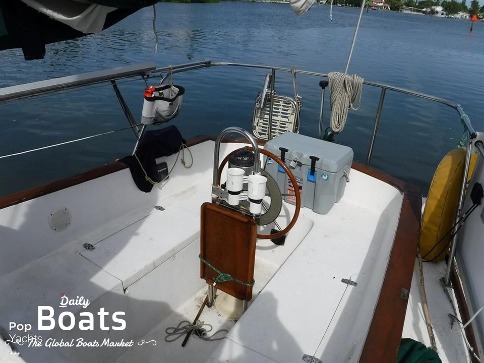 1985 Herreshoff Cat Ketch 31 for sale. View price, photos and Buy 1985 ...