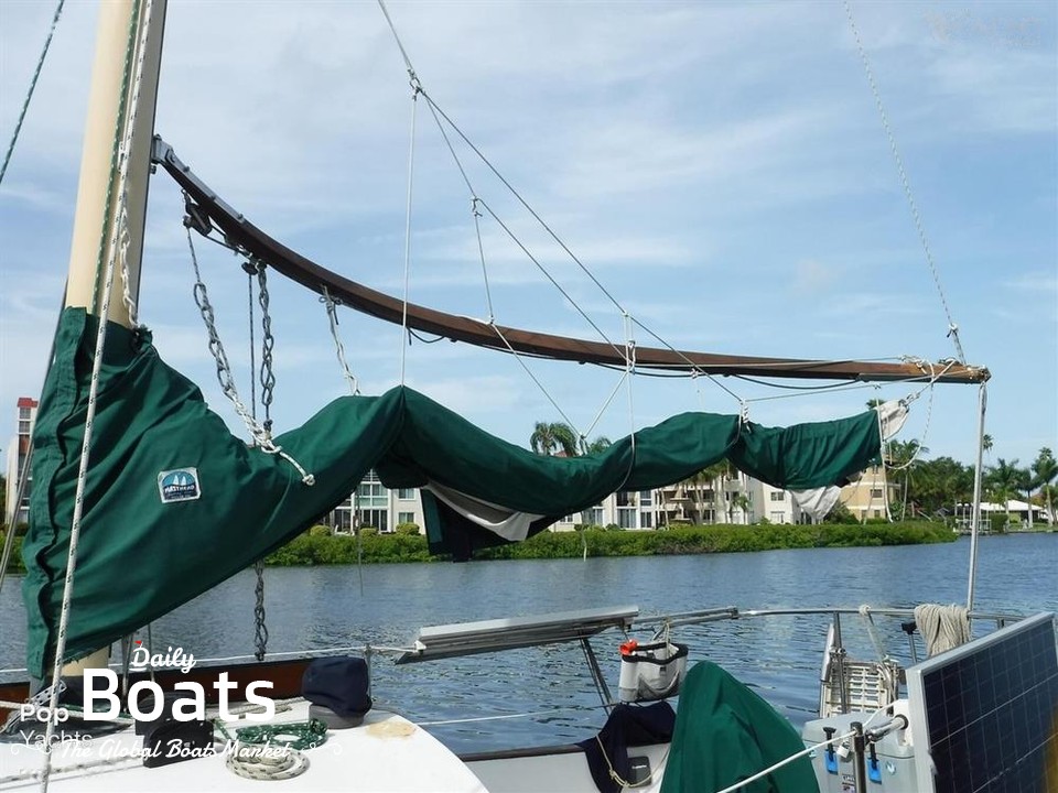 1985 Herreshoff Cat Ketch 31 for sale. View price, photos and Buy 1985 ...