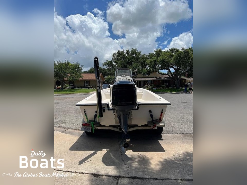 2002 Pathfinder 2200V for sale. View price, photos and Buy 2002 ...