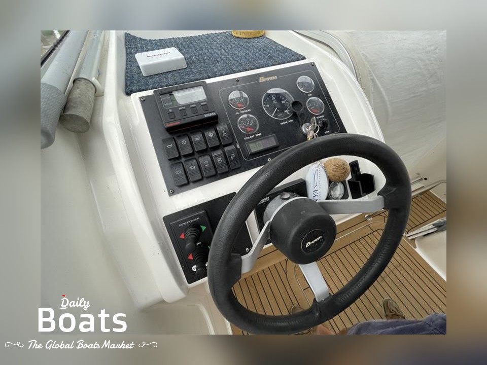 2000 Broom Ocean 29 for sale. View price, photos and Buy 2000 Broom ...