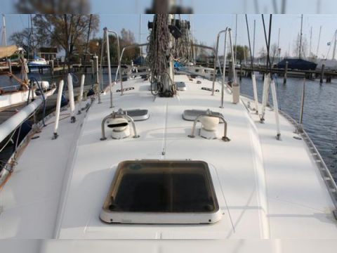 1989 Jeanneau Sun Legend 41 for sale. View price, photos and Buy 1989 ...